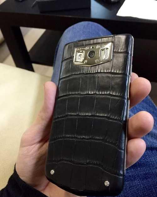 Vertu Constellation V croco в идеале