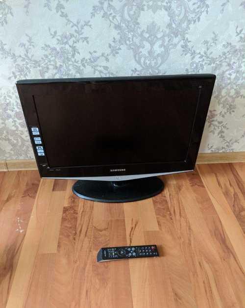 Телевизор samsung 26"