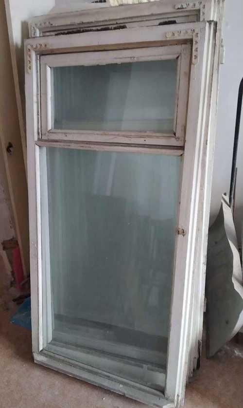 Оконные рамы деревянные со стеклом б/у