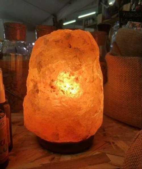 Солевая лампа скала. 2-3 кг