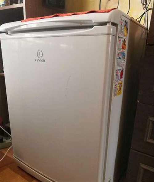 Холодильник Indesit TT85. 001