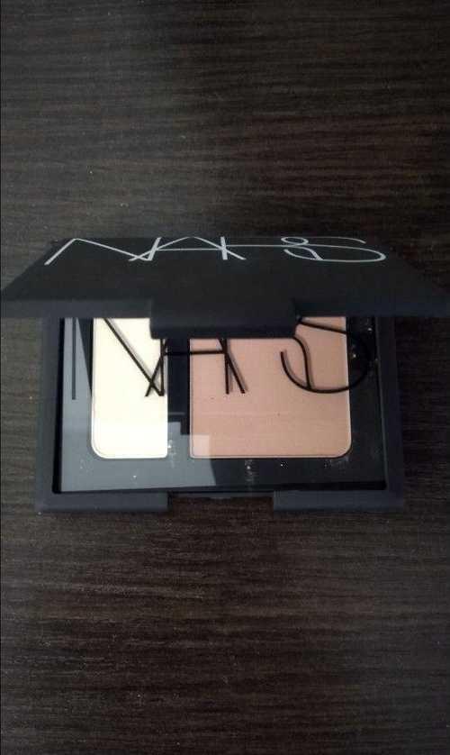 Тени для век и румяна nars