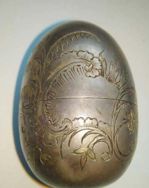 Пасхальное яйцо с секретом 84 пр. Серебро. 99,2гр