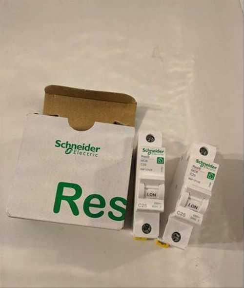 Автомат 25А Resi9 Schneider Electric R9F12125