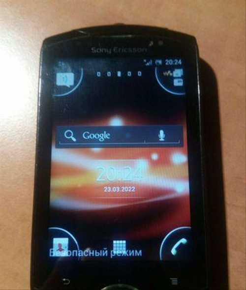 Sony Ericsson WT19i