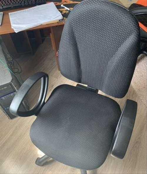 Компьютерное кресло офисное