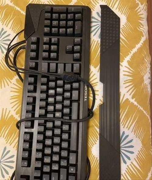 Игровая клавиатура Tesoro Durandal Ultimate