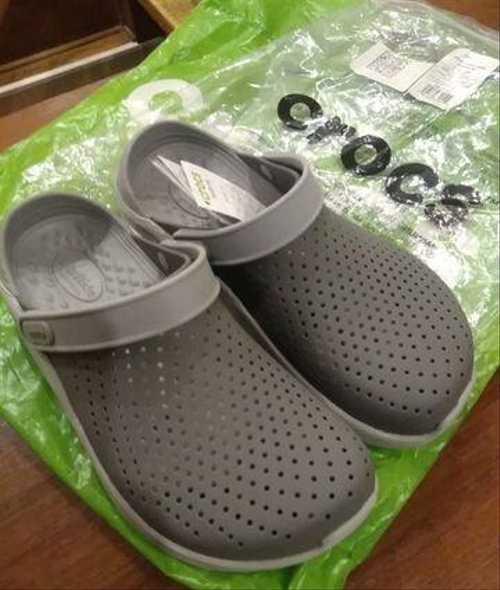 Crocs (lite ride)