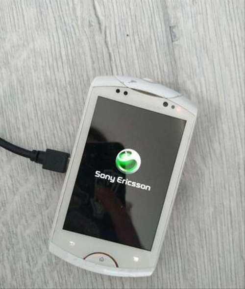 Мобильный телефон Sony Ericsson