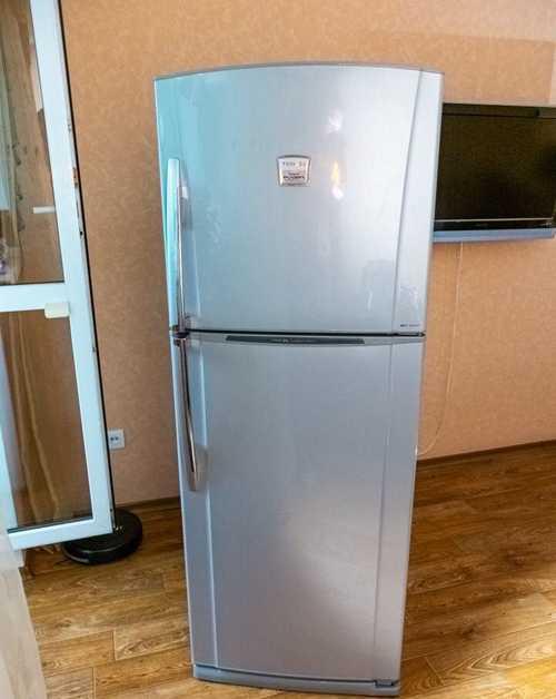 Холодильник Toshiba GR-H47TR (full no-frost)