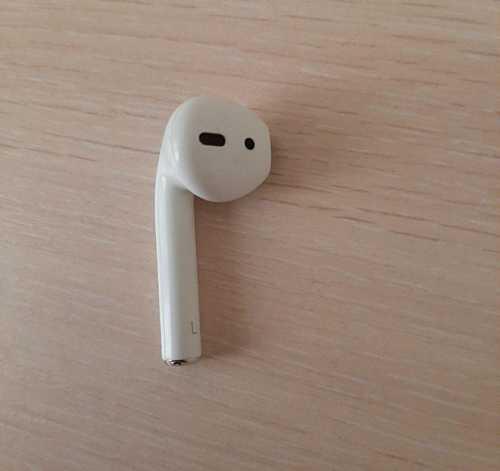 Наушник левый Apple AirPods. Оригинальный. Б/у