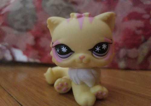 Littlest pet shop