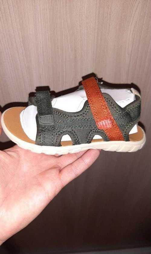 Сандалии некст