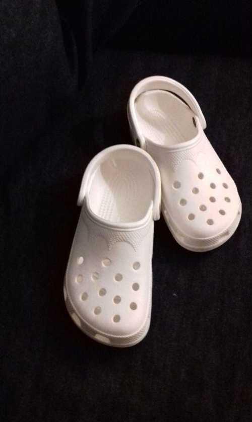 Crocs новые 35 р