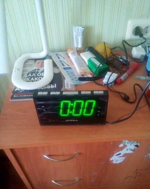 Радиоприемник с будильником