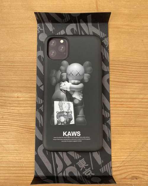 Светящийся чехол Kaws для iPhone 11 PRO MAX