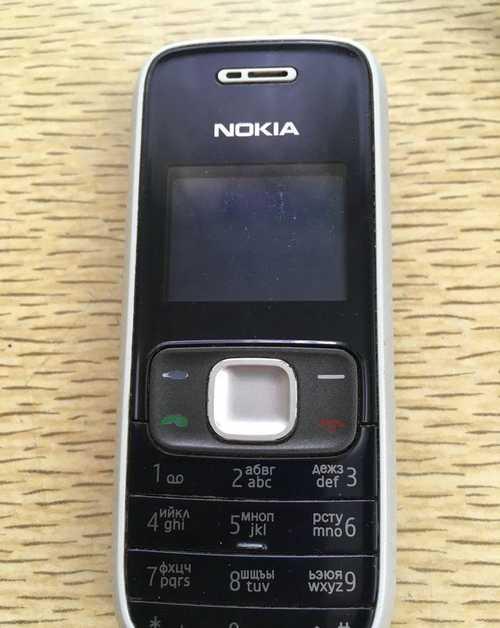 Nokia 1209, рабочий с зарядкой