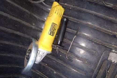 Балгарка dewalt DWE4015
