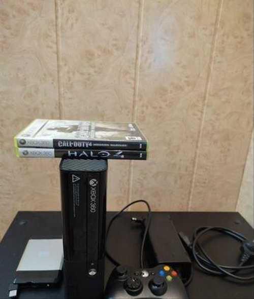 Xbox 360 E 250 Gb + Xkey + Жес.диск