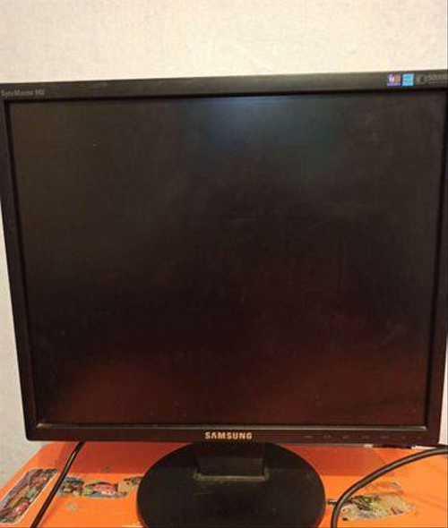 Монитор Samsung syncmaster