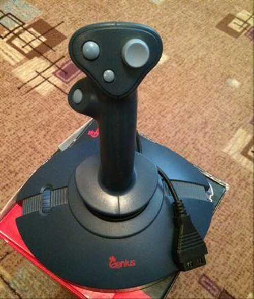 Аналоговый джойстик Genius Flight 2000