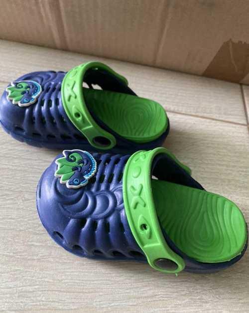 Сланцы Crocs