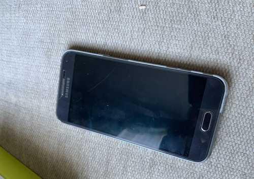 Телефон Samsung E5
