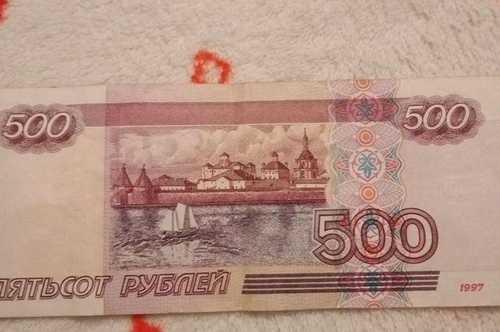 Купюра 500 рублей с карабликом