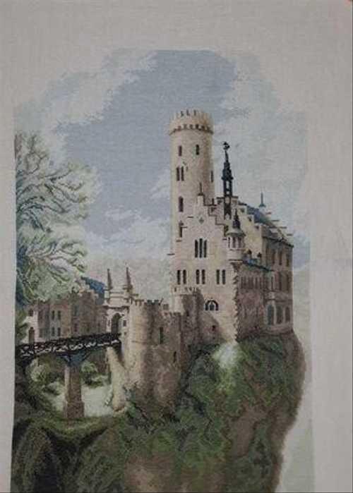 Картина вышитая крестом "Замок весной"