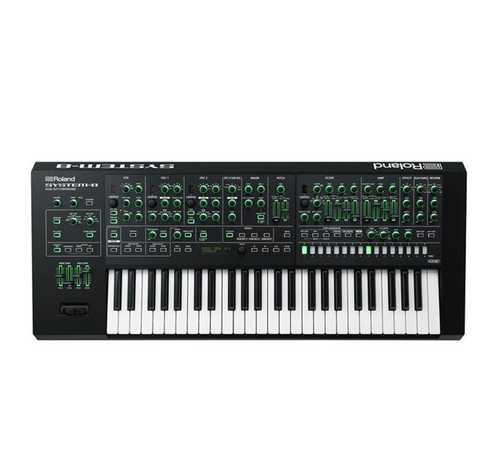 Синтезатор Roland System-8