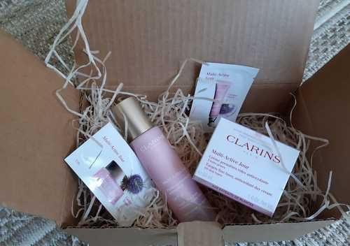 Clarins Multi-Active.новый полноразмерный набор