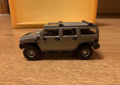 Hummer H2 1:43 Cararama