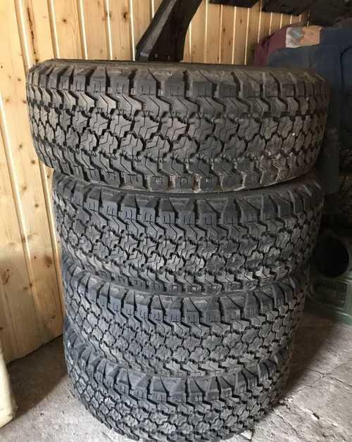 Goodyear wrangler AT/sa 215/70/16