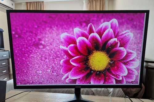 Игровой монитор Samsung U32J590UQI