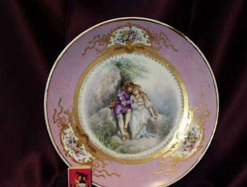 Антиквариат. Фарфоровая тарелка 19 век