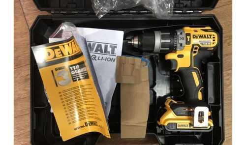 Ударная дрель-шуруповерт Dewalt DCD796D2