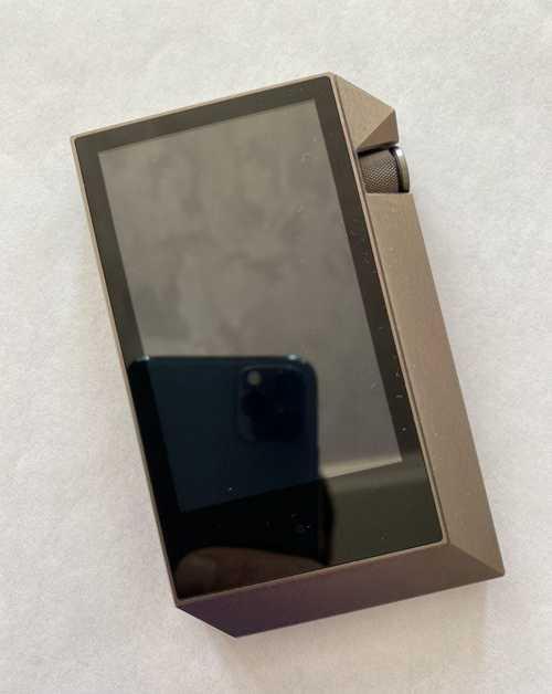 Astell & Kern 240 с чехлом