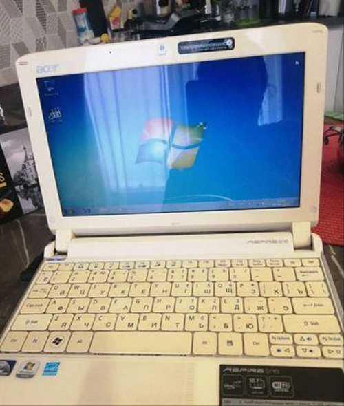 Нетбук Acer aspire One 10.1