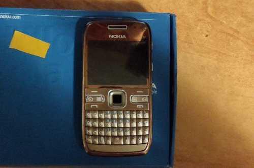 Nokia E72