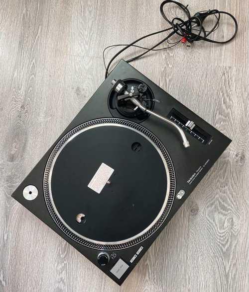 Проигрыватель винила Technics SL-1210Mk2