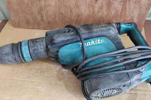 Ударная дрель makita