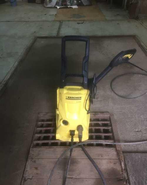 Аппарат для мойки авто Karcher 3500