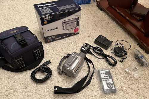 Видеокамера Panasonic NV-GS75