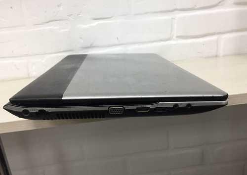 Ноутбук SAMSUNG NP300E5Z