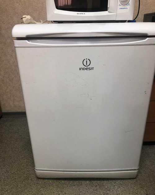 Холодильник Indesit tt85