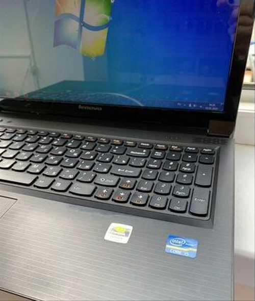 Lenovo B570 (Intel i5/4Gb/500Gb/GF410M)