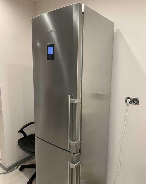 Холодильник Liebherr cbnpes 3976