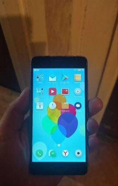 Мобильный телефон Meizu m3s