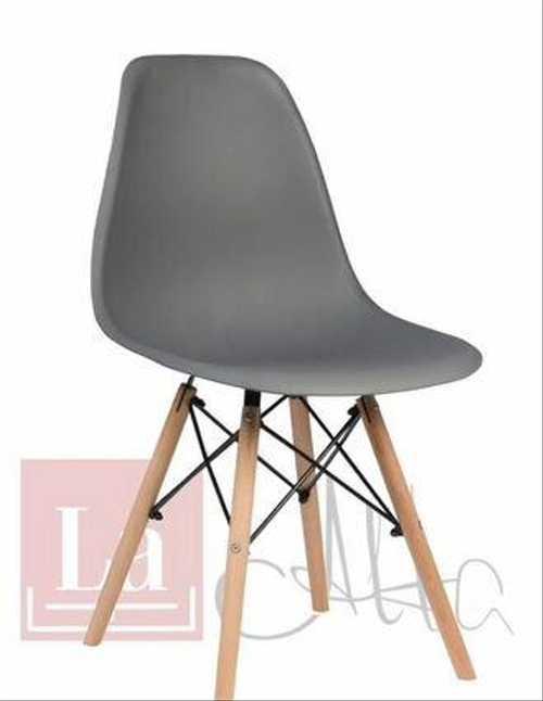 Стул glossy в стиле eames прозрачный