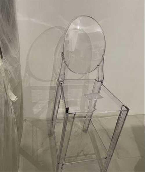 Полубарные прозрачные стулья новые, 4 шт